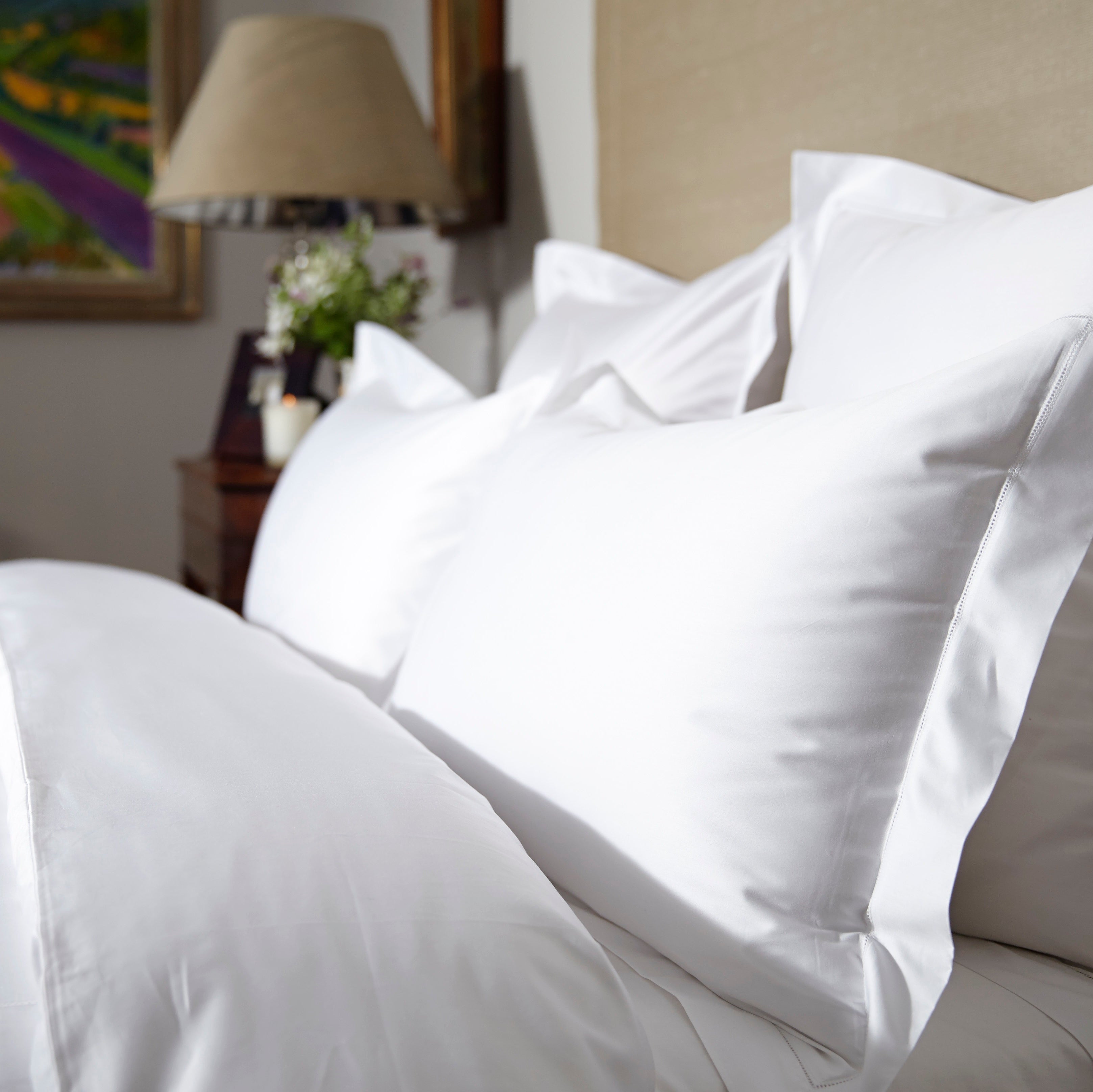 Luxury bed linen | Luxury towels | Buy online from London and Avalon