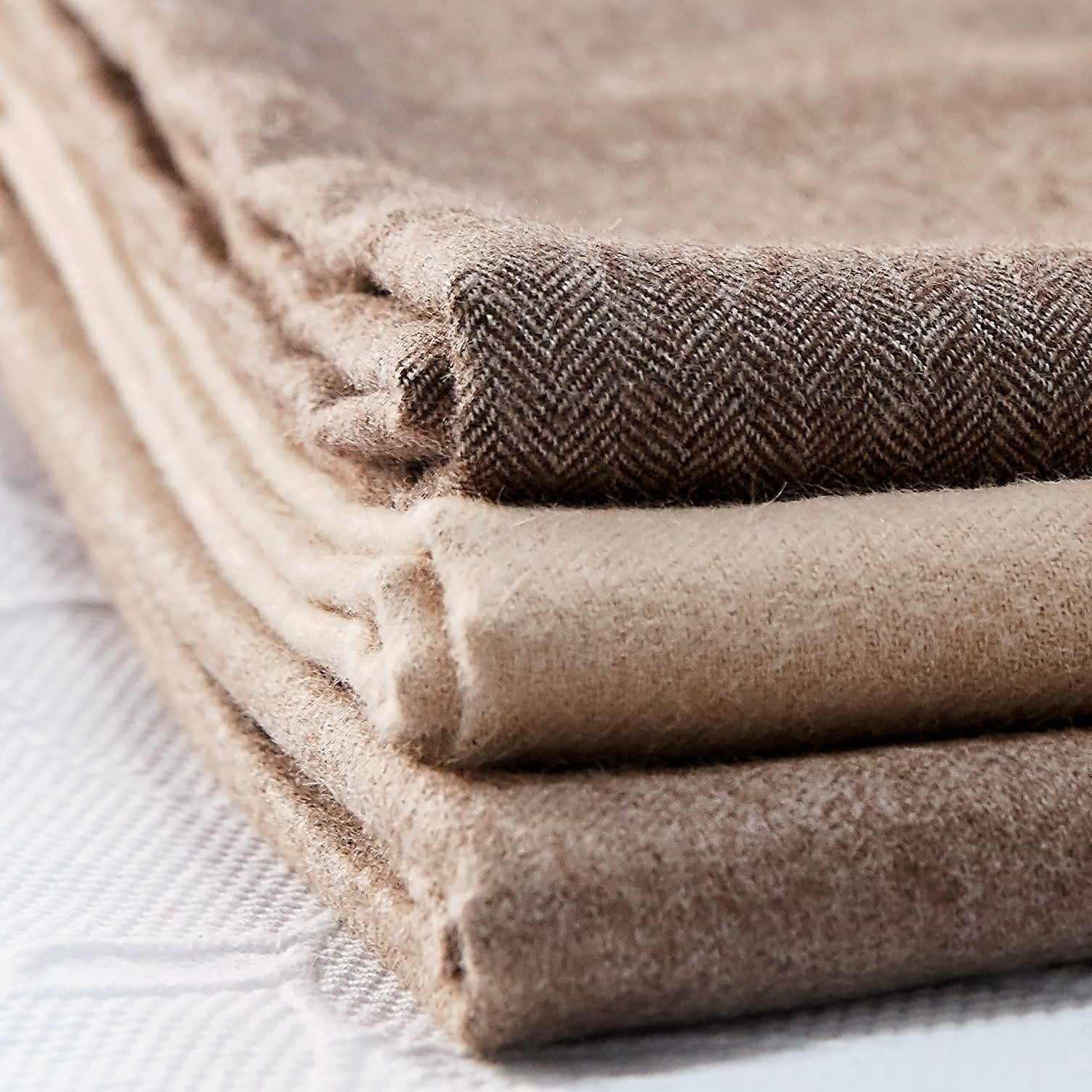 Custom Cashmere Throws | Luxury Throws Made in Britain – London and Avalon